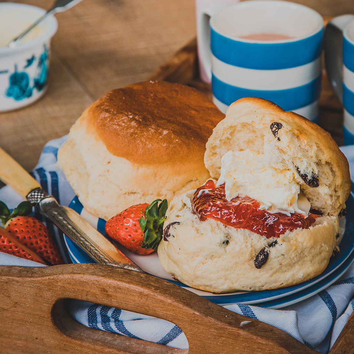 Gifting & Cream Teas – Baker Tom